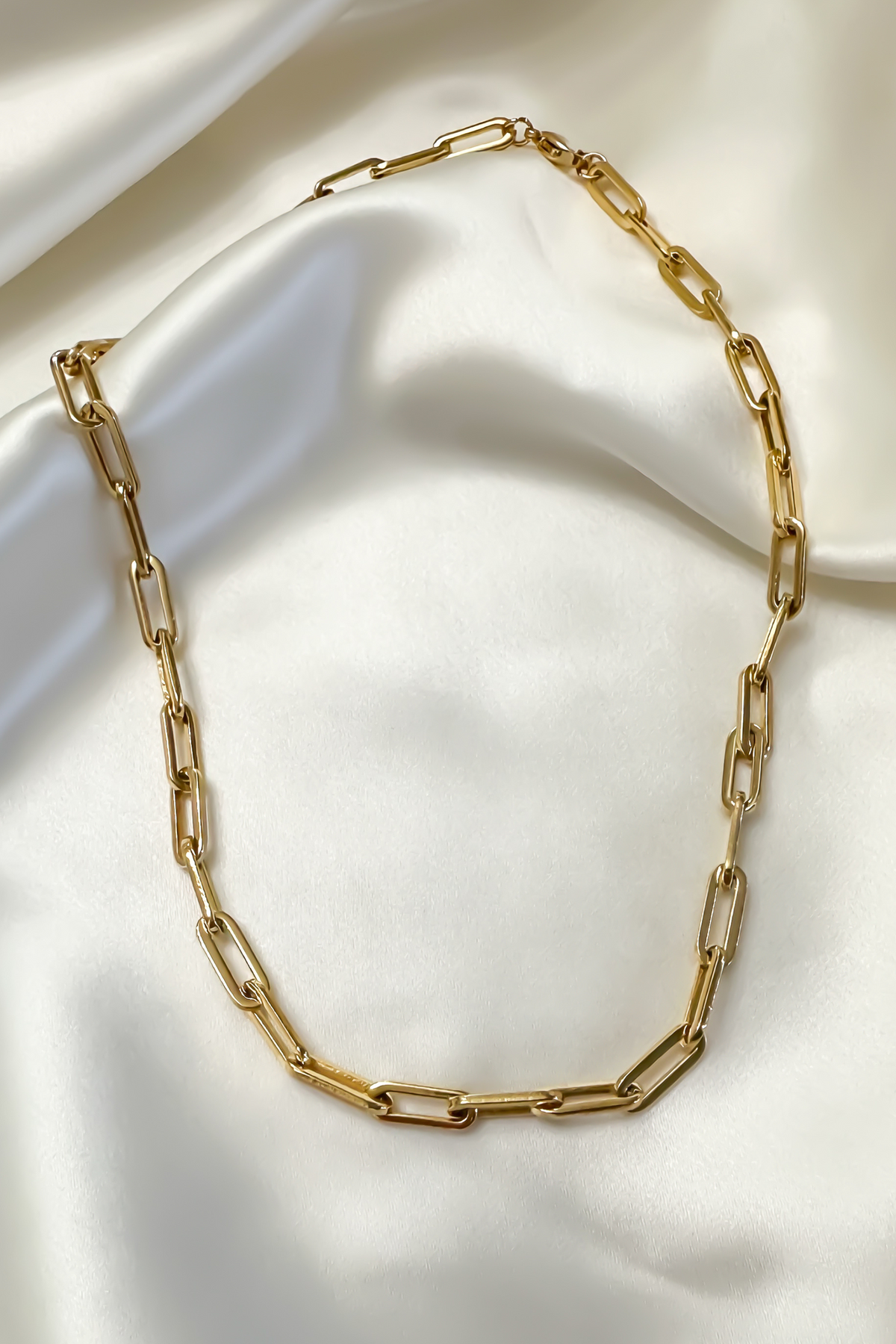 Large Paper Clip Chain | Salted Avenue