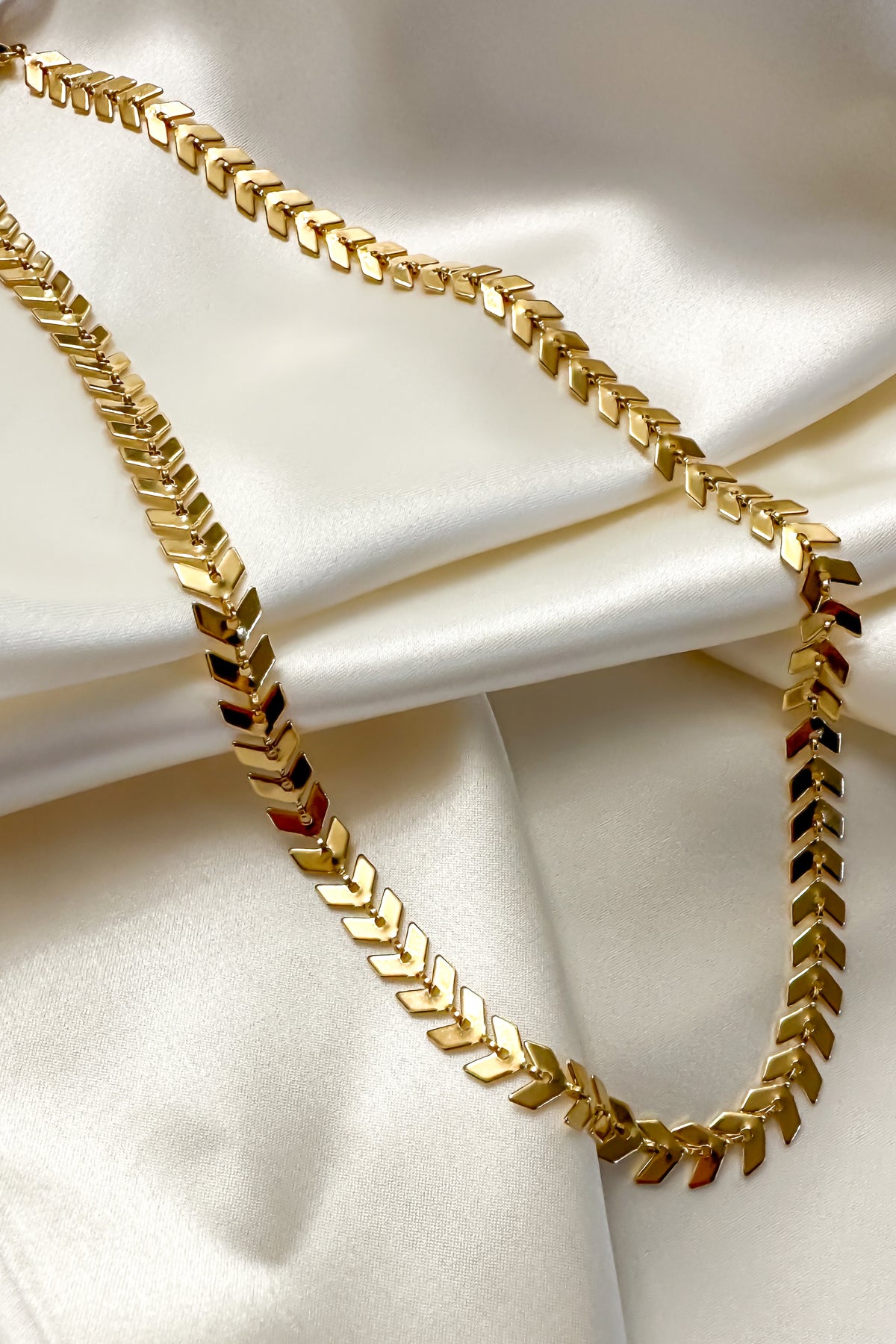 Fishbone Choker | Salted Avenue